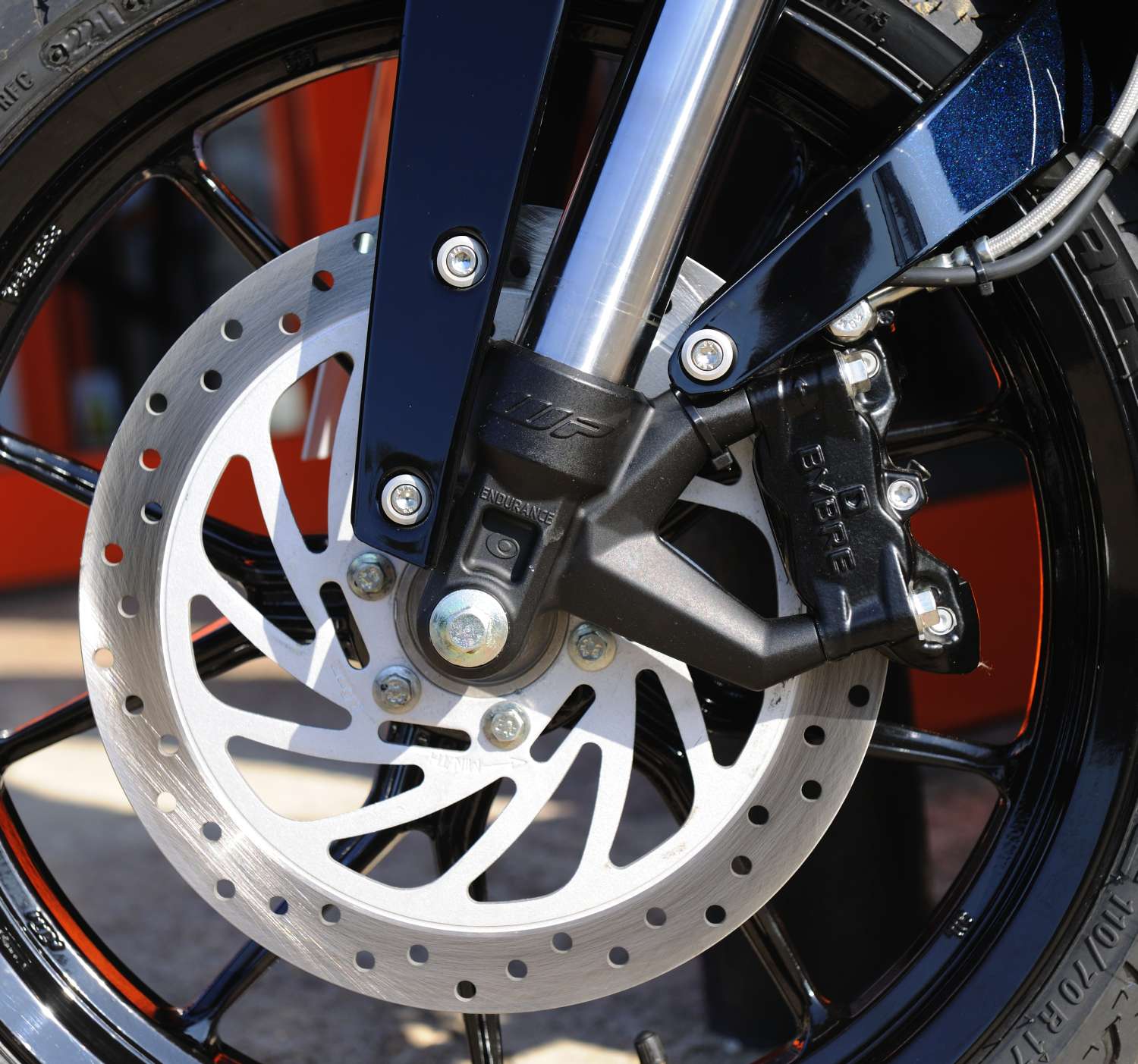 Motorcycle glossary - on2wheels