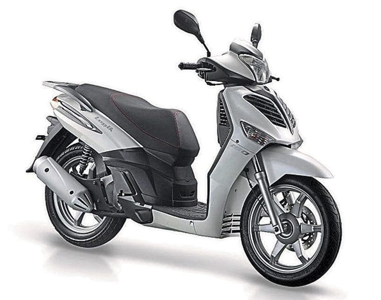 Keeway Logik 125 - on2wheels